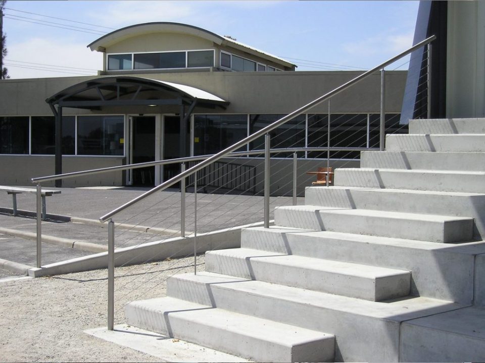 Commercial - Balustrade & handrail Technologies